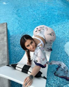 Best 10 Romantic Photos of Shilpa Sethi — kichwahits